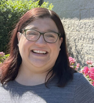 Leslee Schoonover - Staff | Cedar Crest College